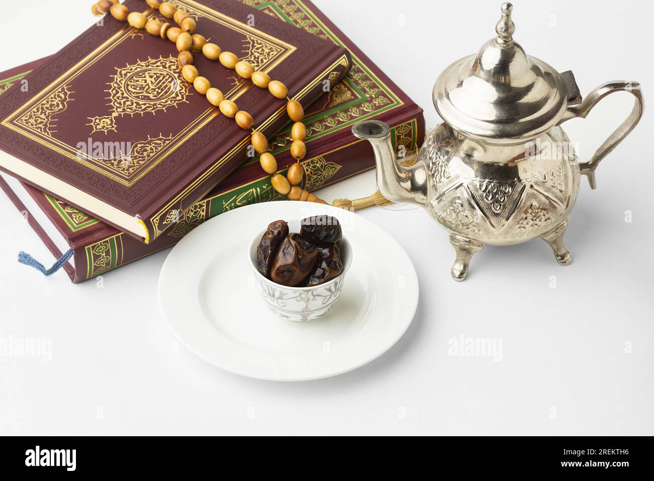 Islamic new year quran book with dates. Resolution and high quality ...