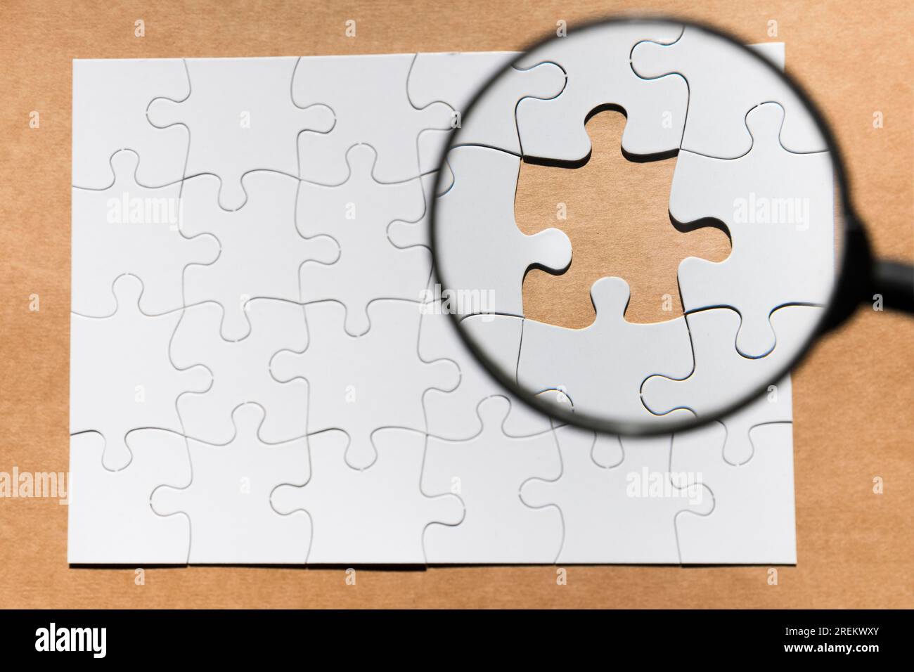 Missing meeting hi-res stock photography and images - Alamy