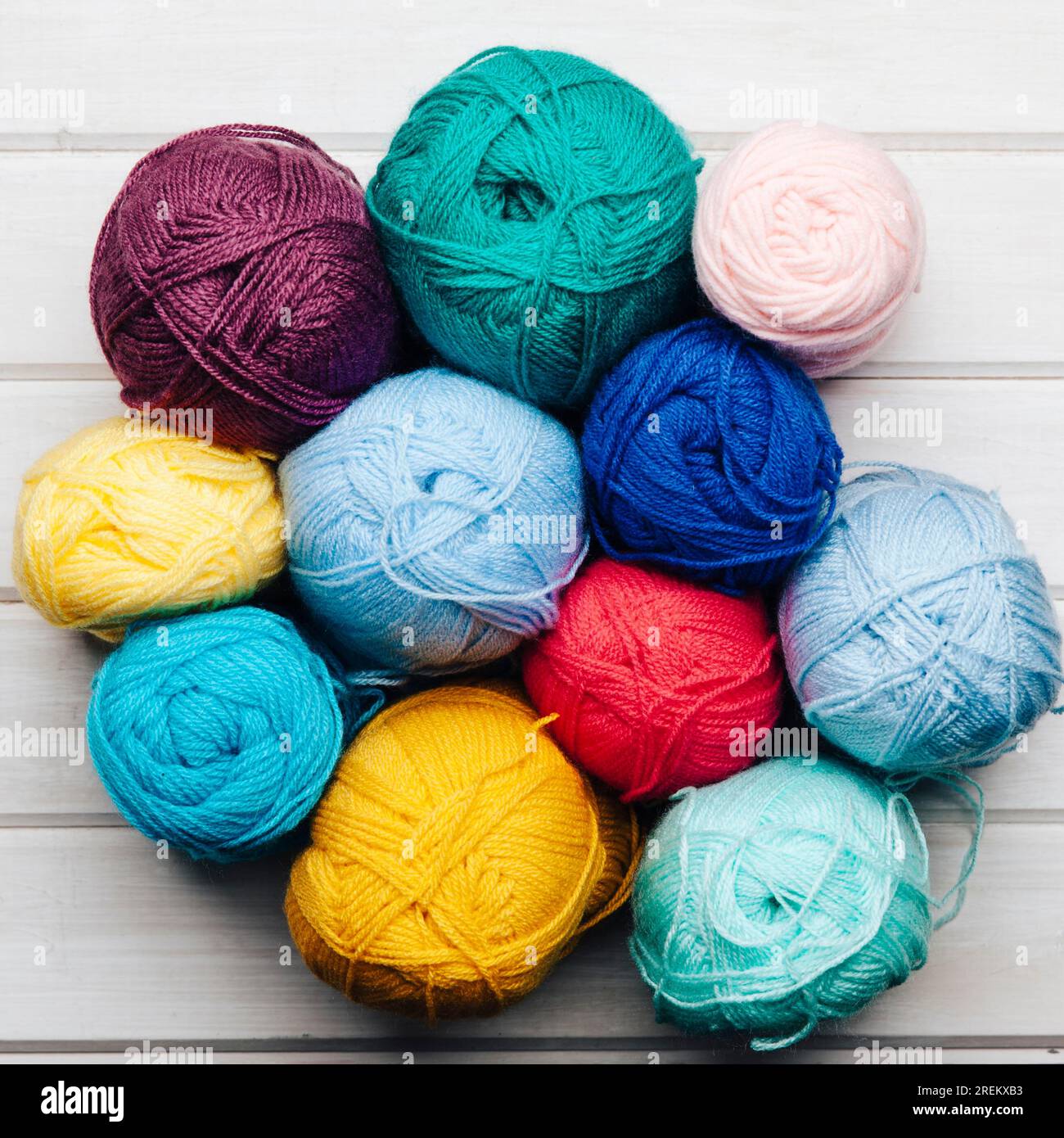 Wool balls forming circle. Beautiful photo Stock Photo - Alamy