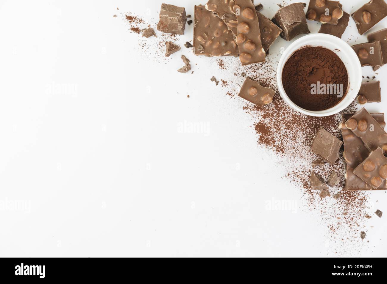 Cup full cocoa powder. High resolution photo Stock Photo - Alamy