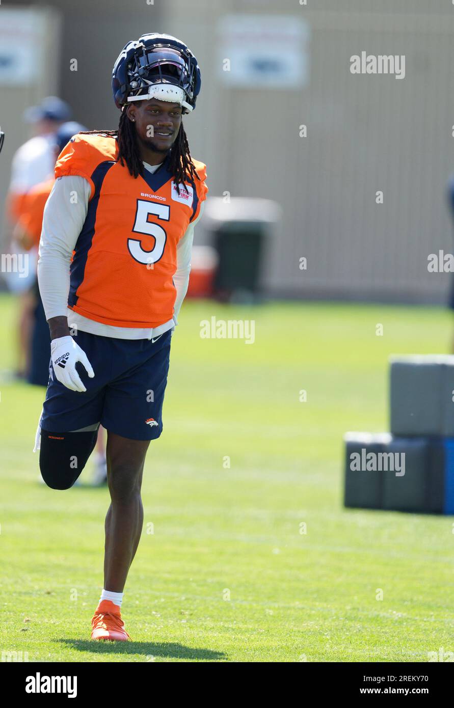 Denver Broncos linebacker Randy Gregory (5) warms up during an NFL ...