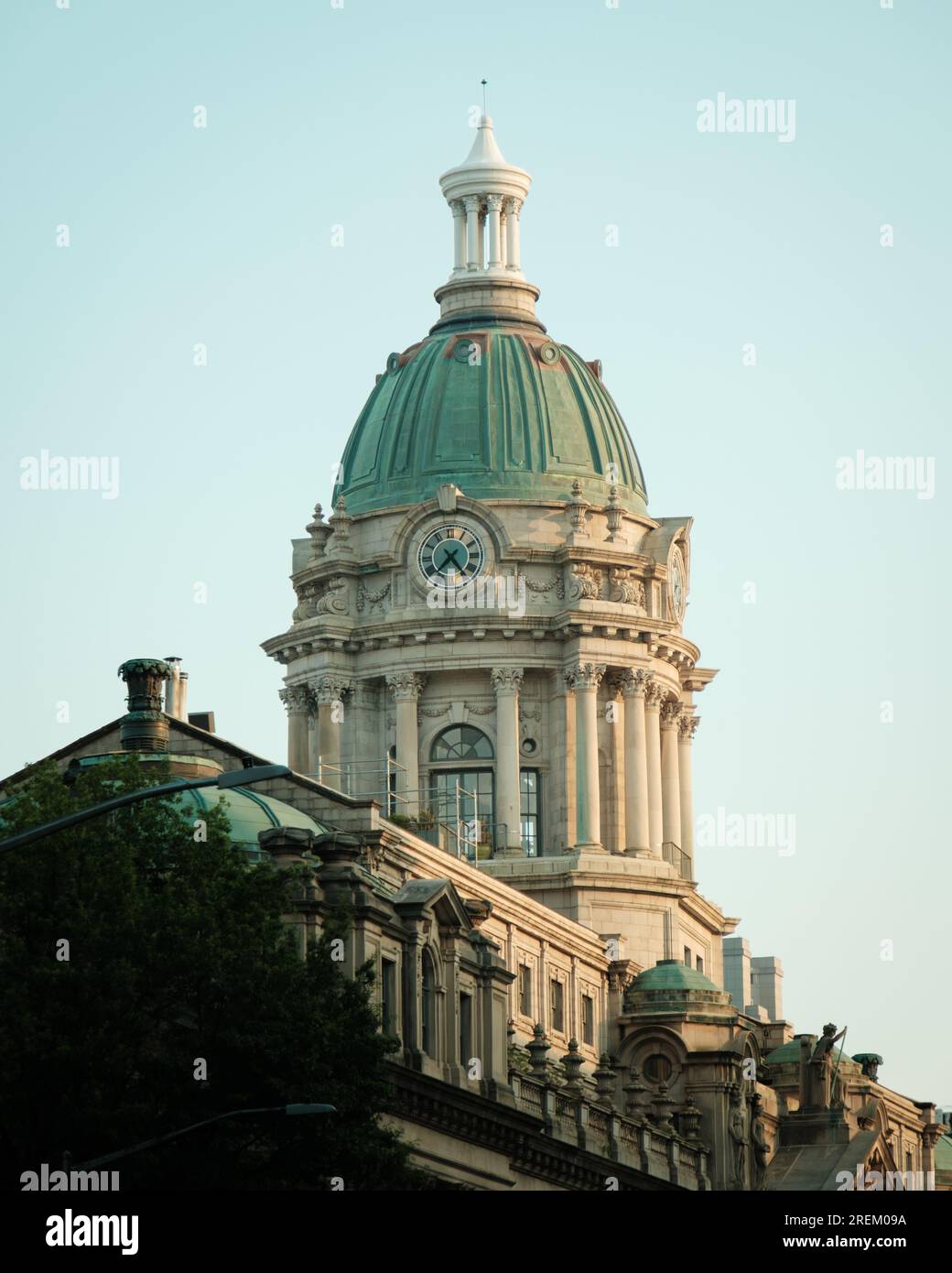 The dome of the Police Building, Manhattan, New York City Stock Photo ...
