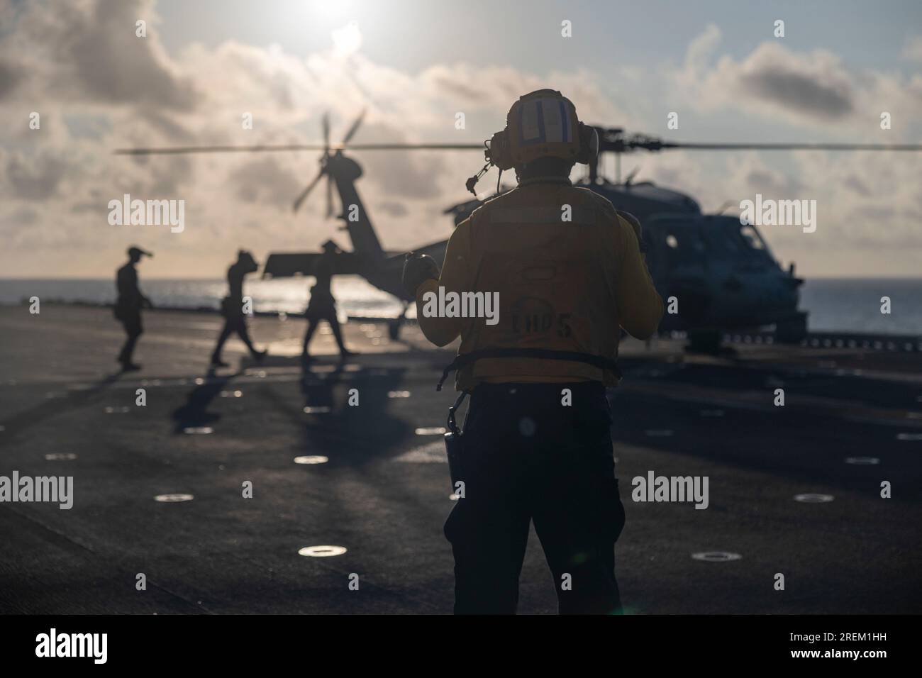 The flight deck of the Wasp-class amphibious assault ship USS Bataan ...