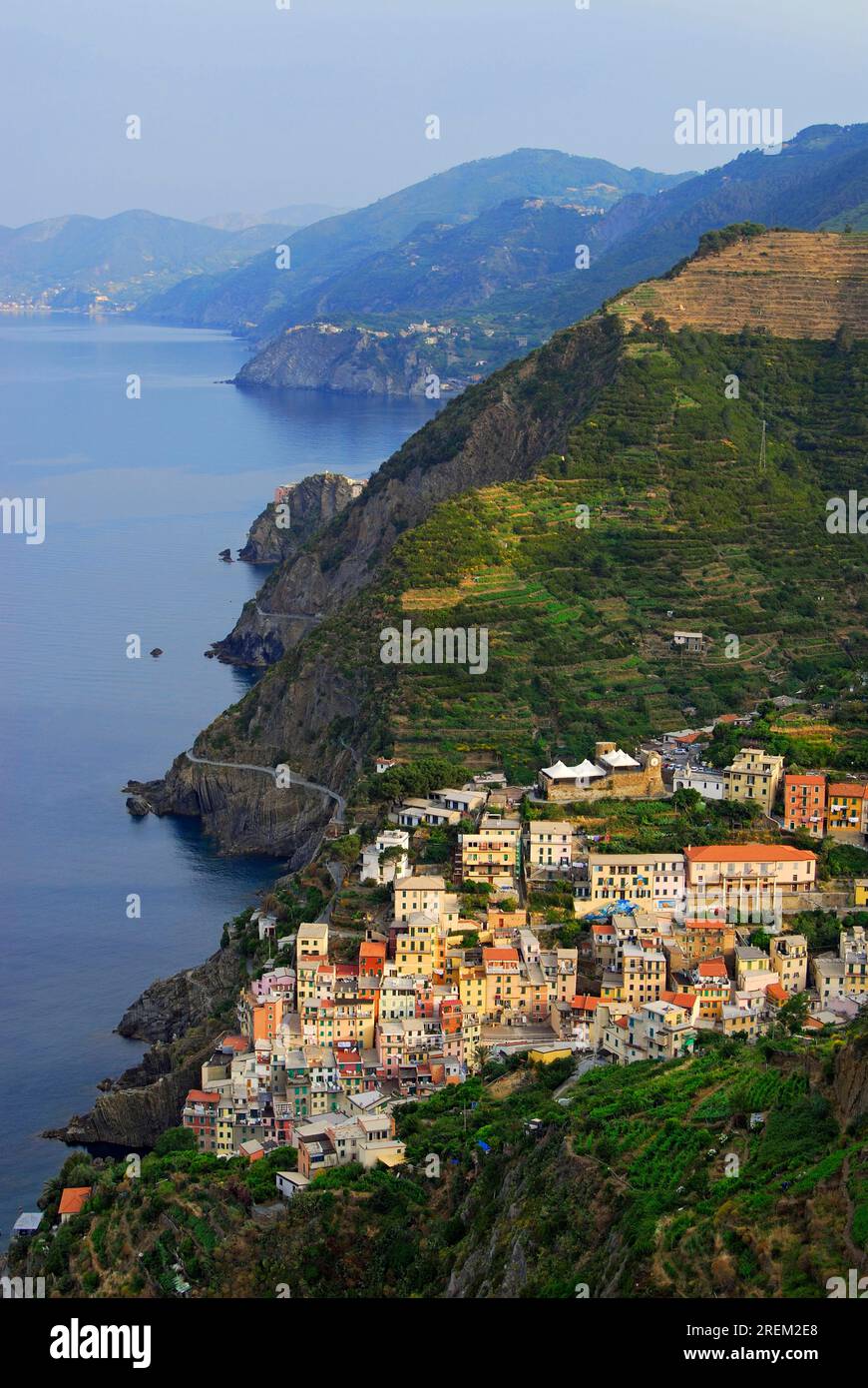Riomaggiore, Cinque Terre National Park, Ligurian Sea, Italian Riviera ...