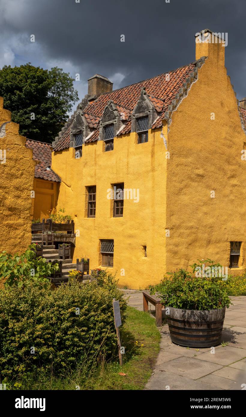 Culross, Fife, Scotland, UK Stock Photo - Alamy