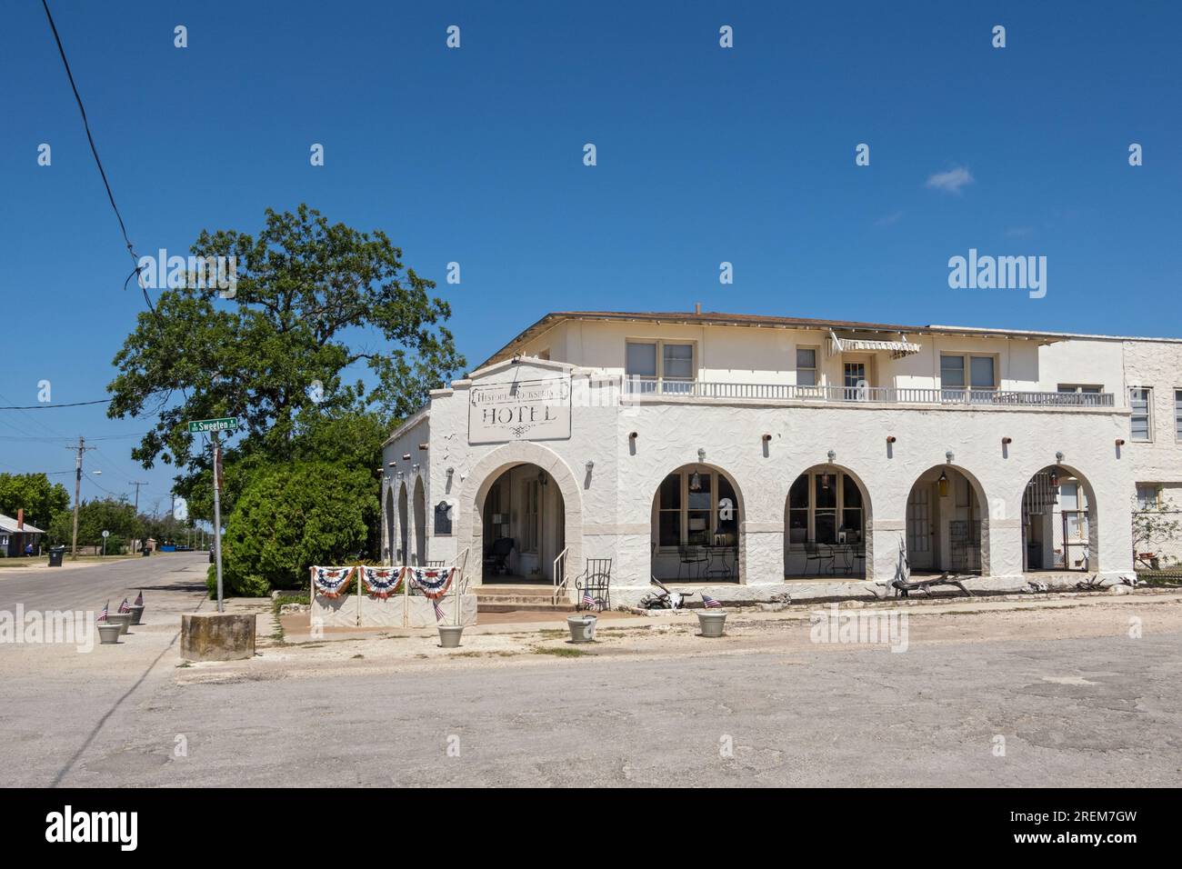 Texas, Hill Country, Edwards County , Rocksprings, Gilmer Hotel built ...