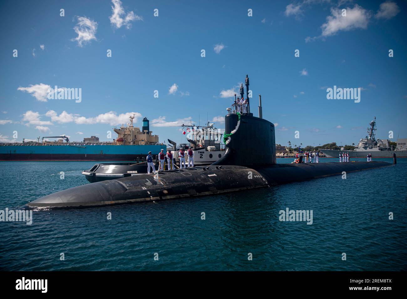 PEARL HARBOR (July 27, 2023) The Virginia-class fast-attack submarine ...
