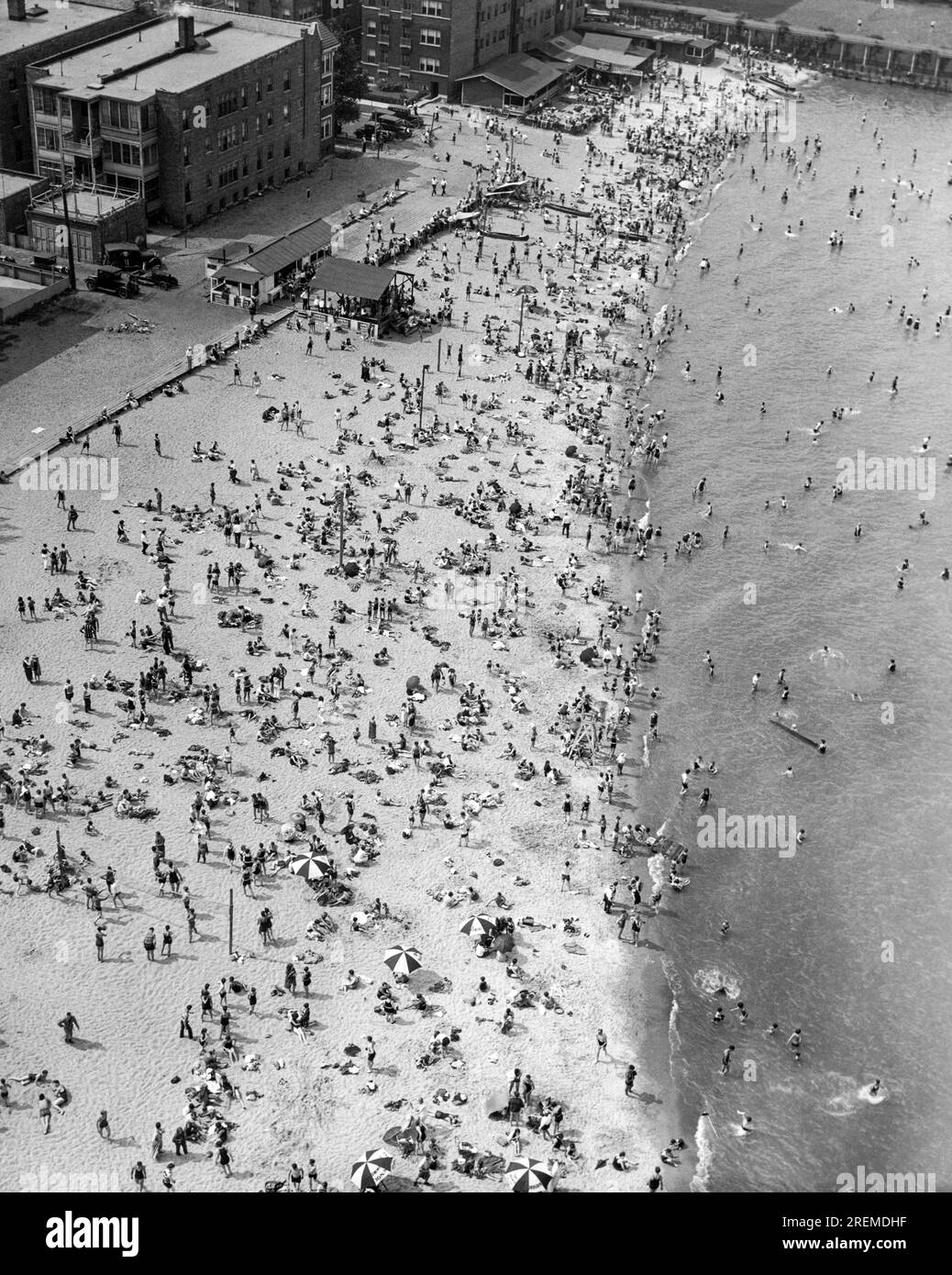At large chicago Black and White Stock Photos & Images - Alamy