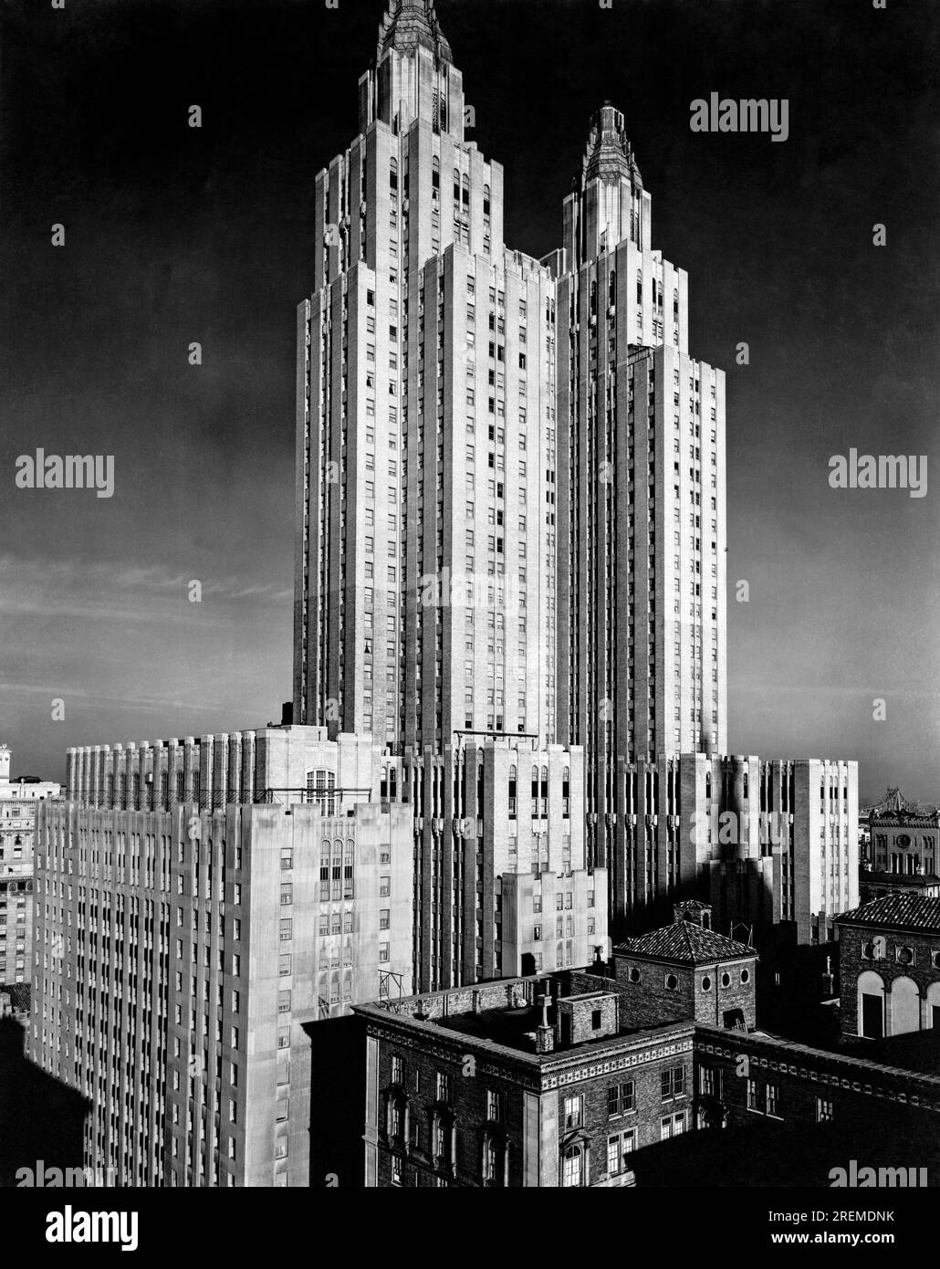 New York, New York: c. 1931 The Waldorf-Astoria Hotel and Towers rise ...