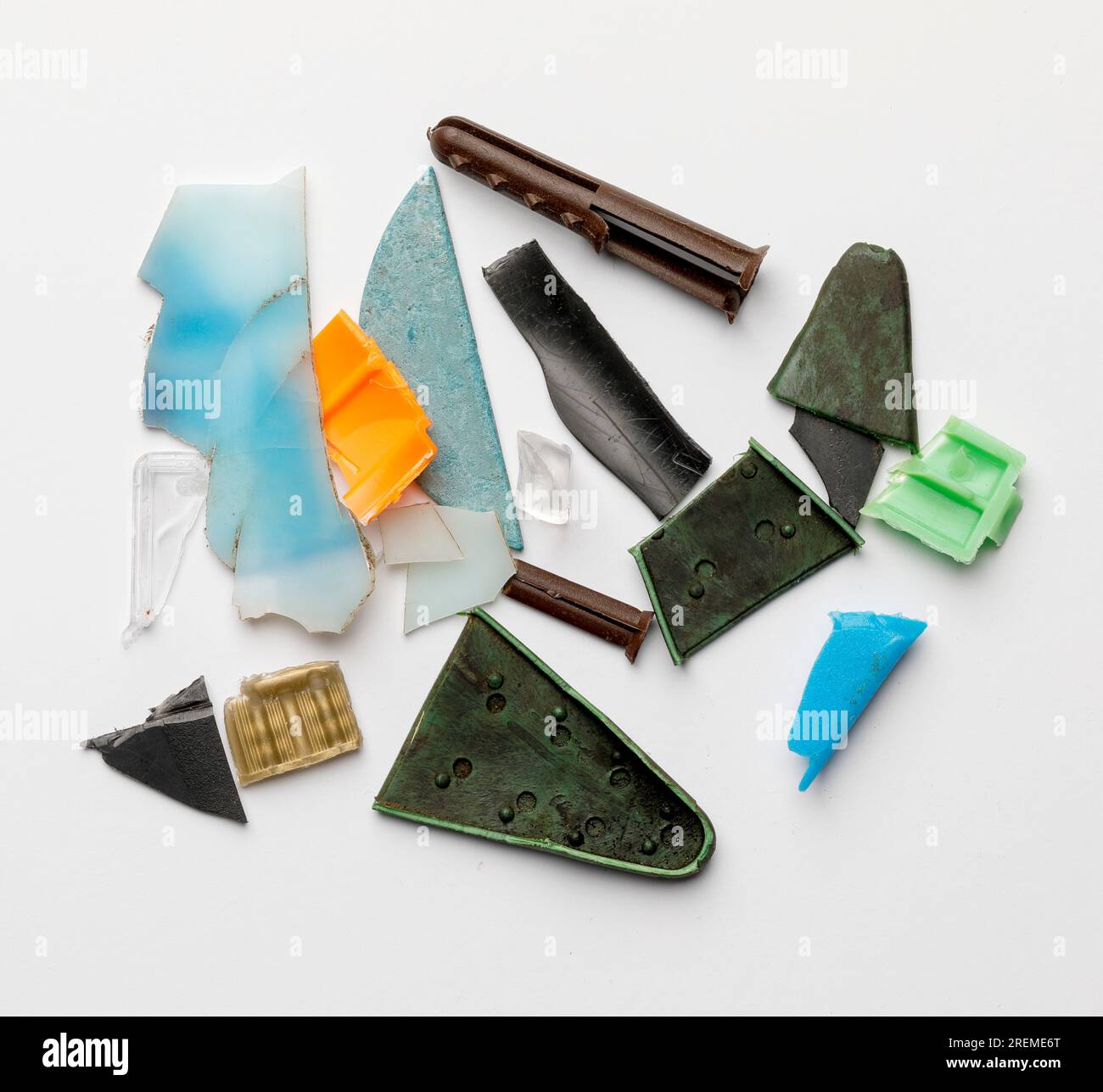 Plastic shards hi-res stock photography and images - Alamy