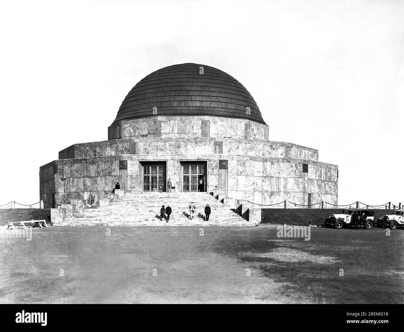 Adler planetarium in chicago usa hi-res stock photography and images ...