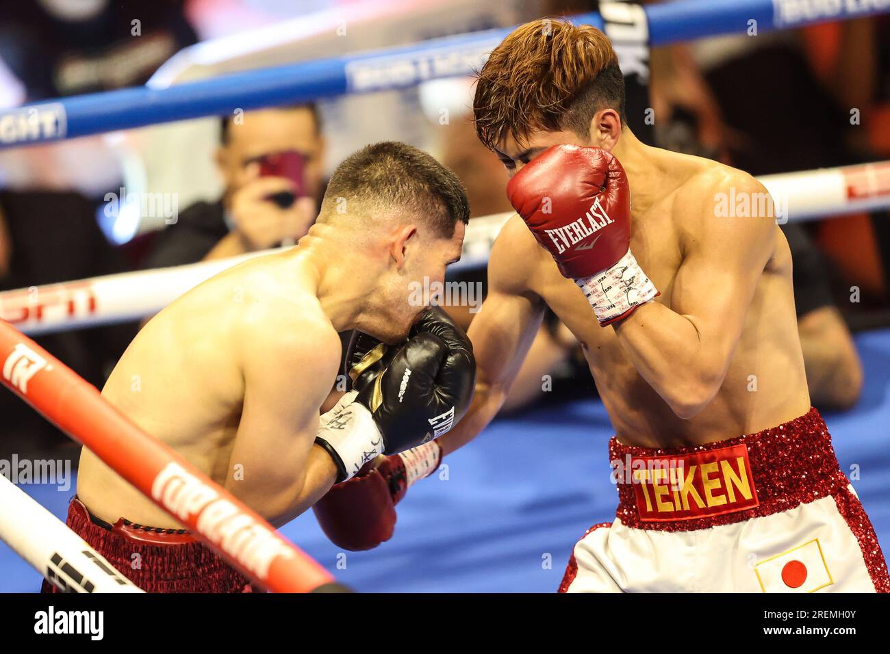 Las Vegas, NV, USA. 28th July, 2023. Juan Centeno (L) and Subaru Murata (R) exchanges punches ...