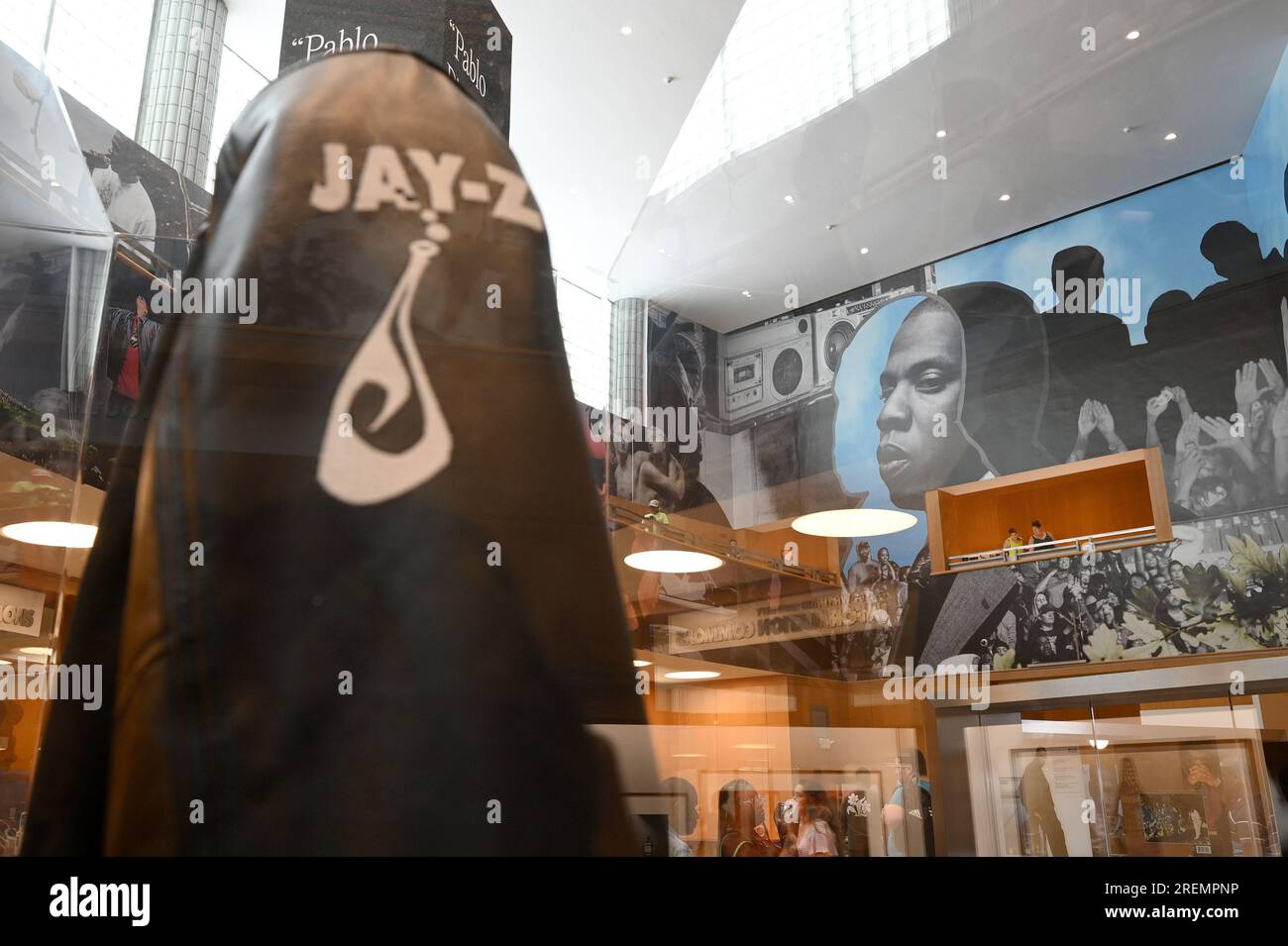 Jay z beyonce 2023 hi-res stock photography and images - Alamy