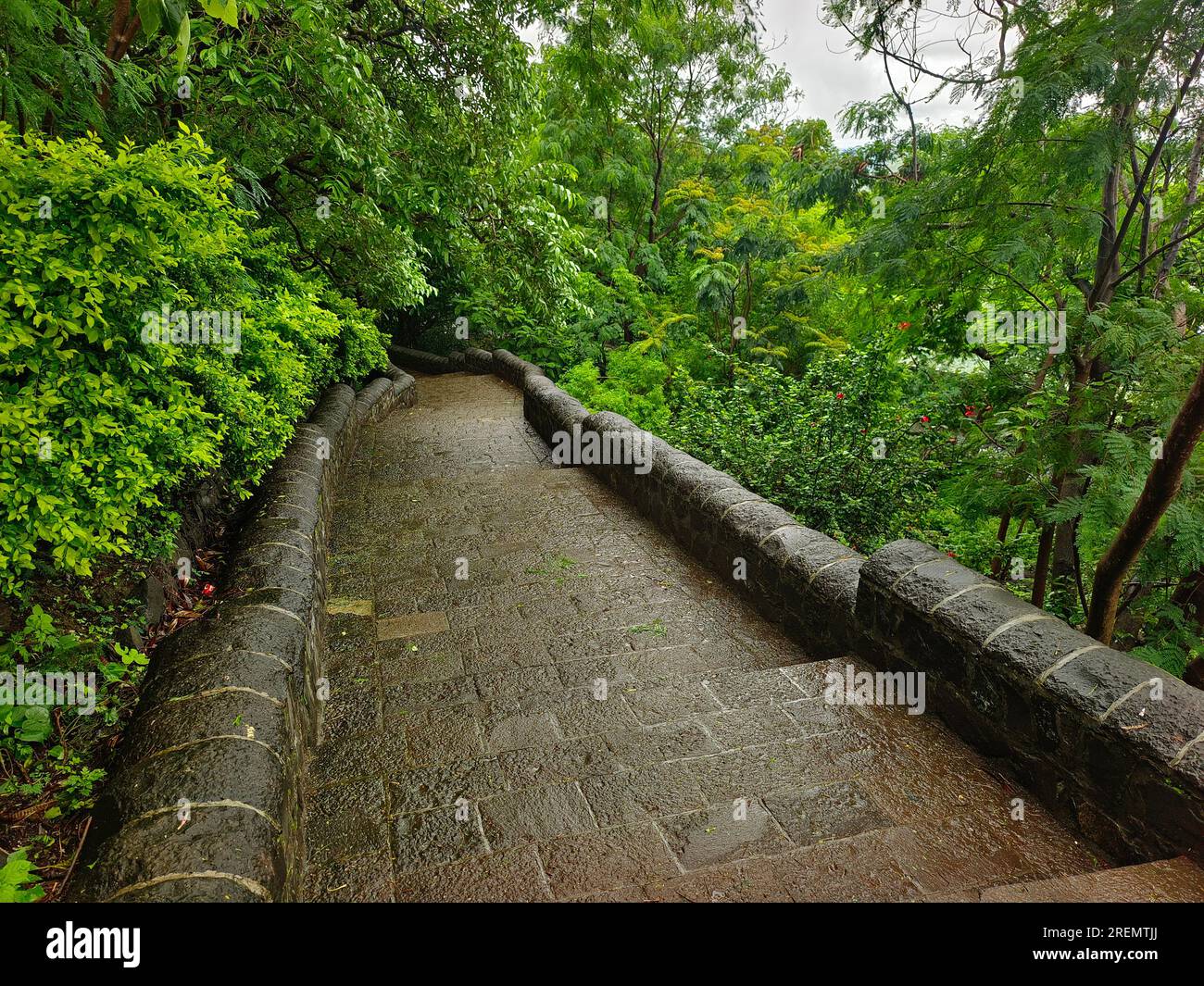Shivneri Fort is a 17th-century military fortification, It is the ...