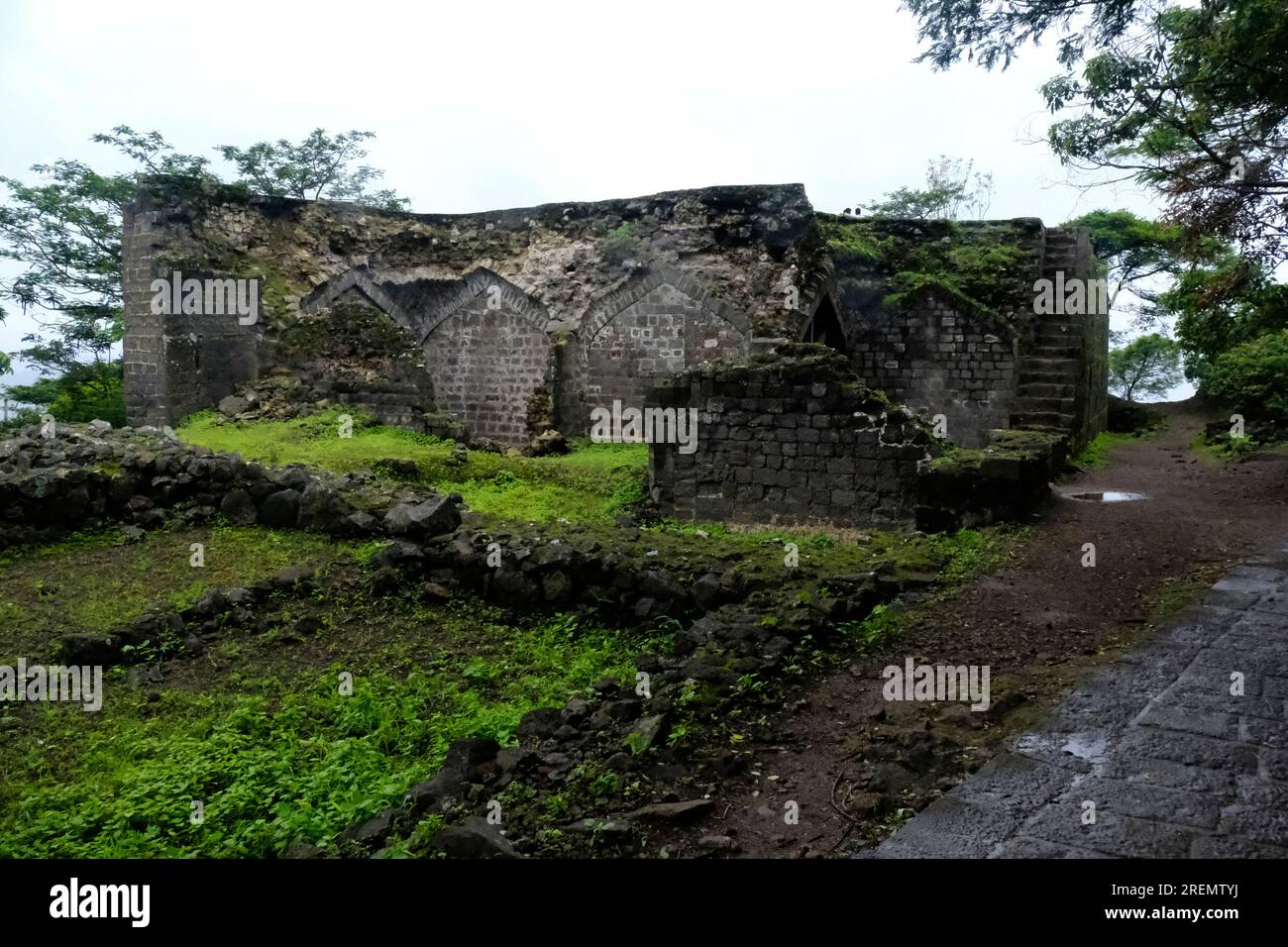 Shivneri Fort is a 17th-century military fortification, It is the ...