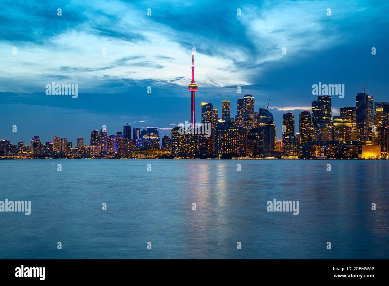Toronto public spaces hi-res stock photography and images - Alamy