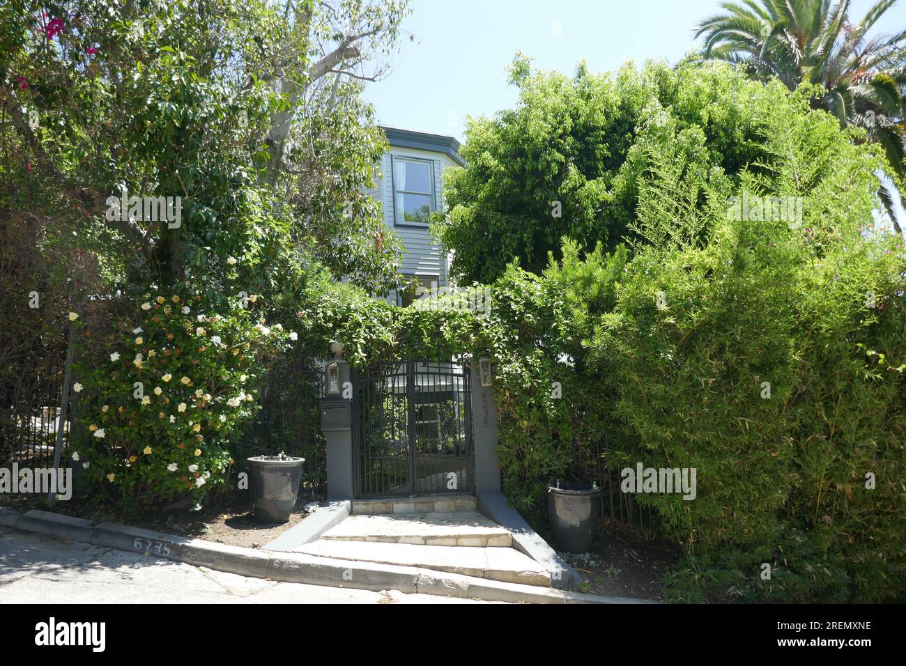 Los Angeles, California, USA 28th July 2023 Former Kotrona Cult Home ...