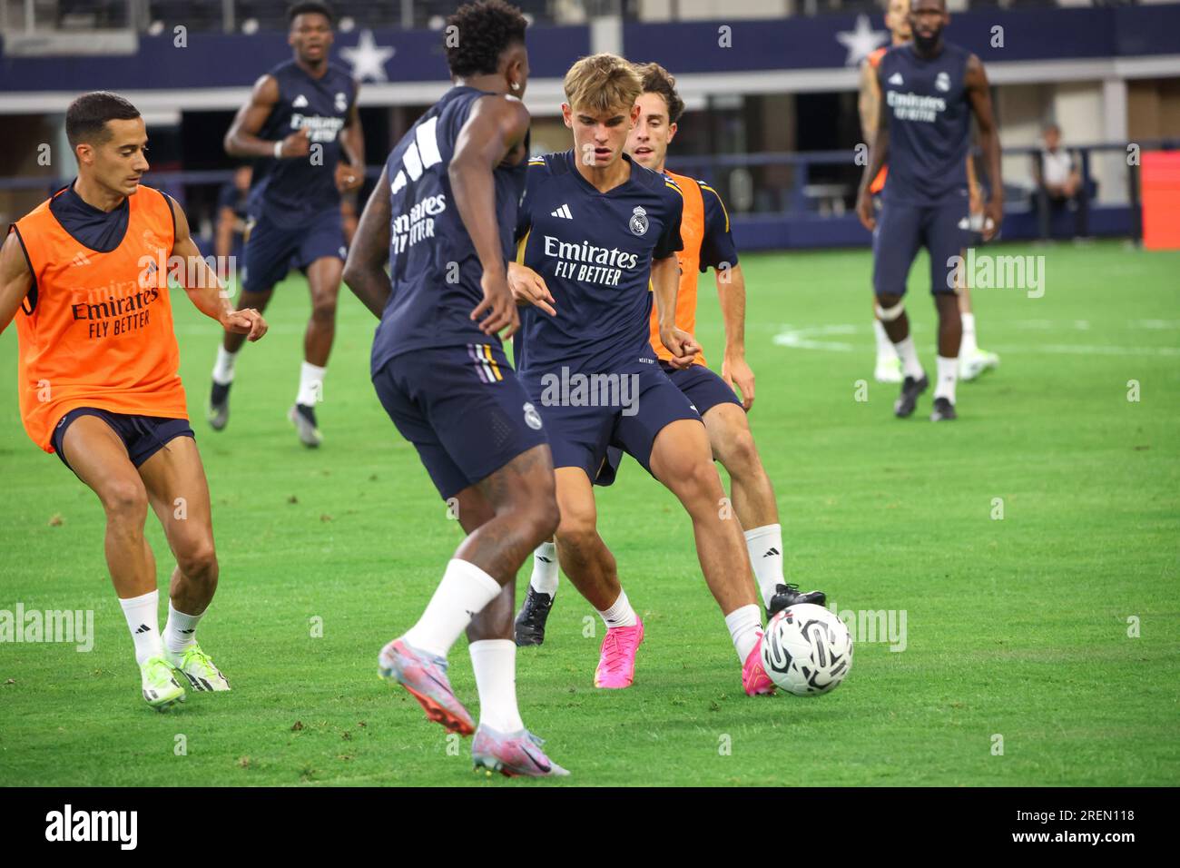 Nico paz real madrid hi-res stock photography and images - Alamy