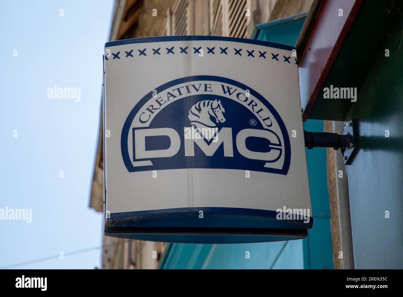 Dmc mercerie hi-res stock photography and images - Alamy