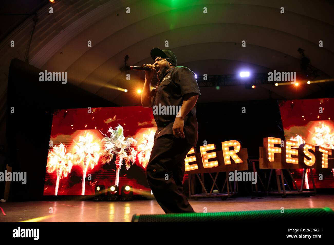 Ice cube rapper hi-res stock photography and images - Alamy