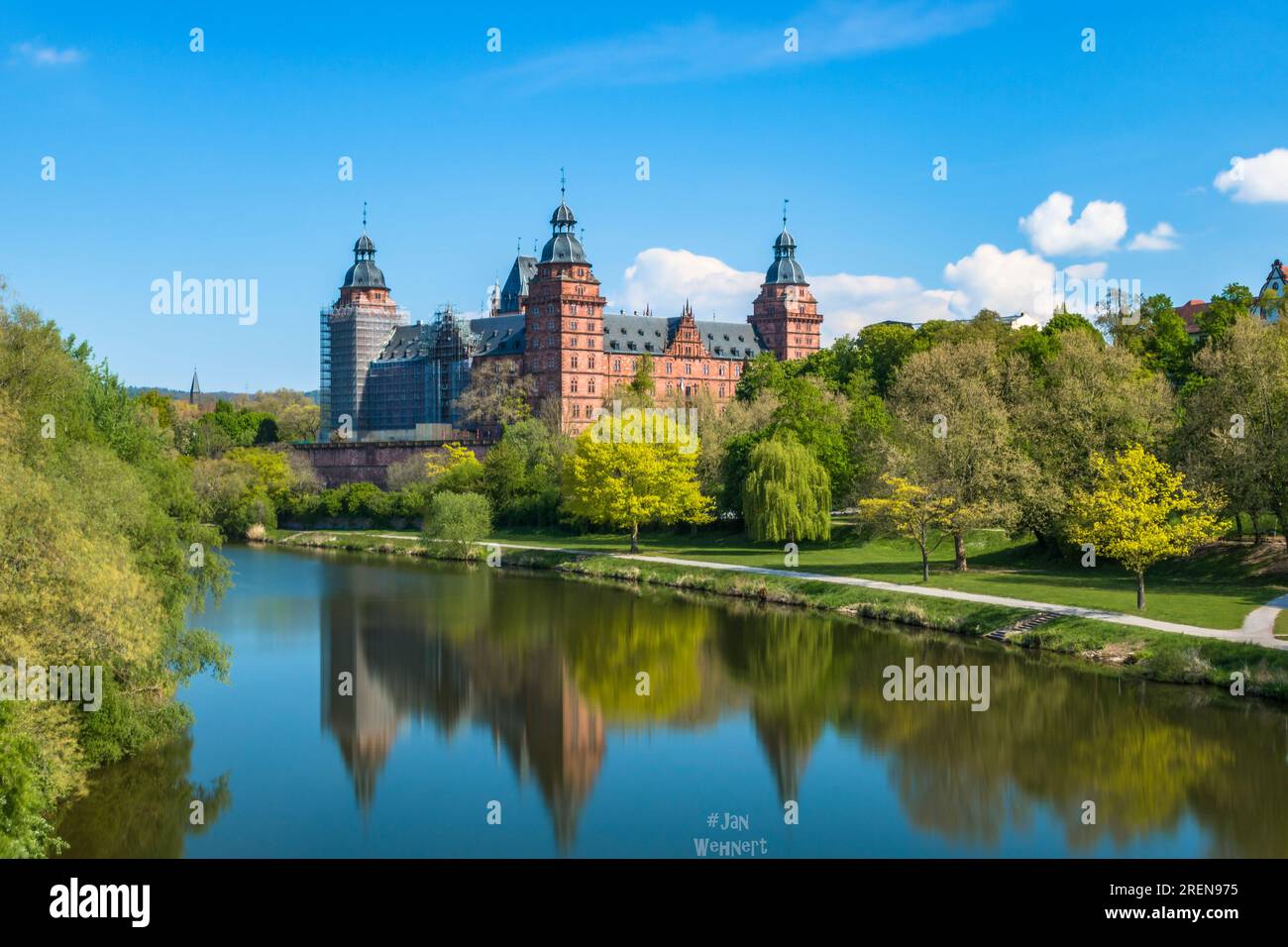 Majestic Sunrise at Johannisburg Castle, Aschaffenburg: A River Main ...