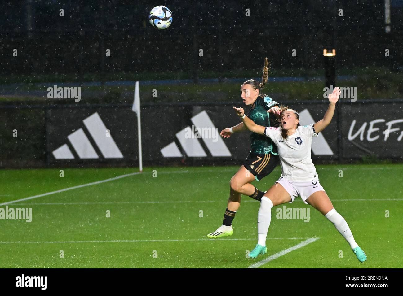 Sophie nachtigall hi-res stock photography and images - Alamy