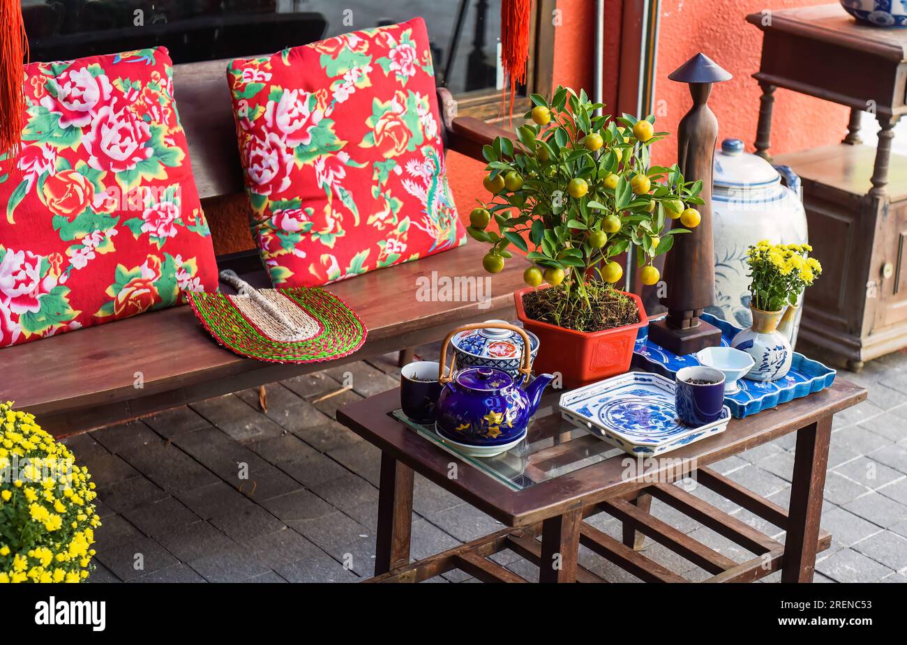 Tet tea table hi-res stock photography and images - Alamy