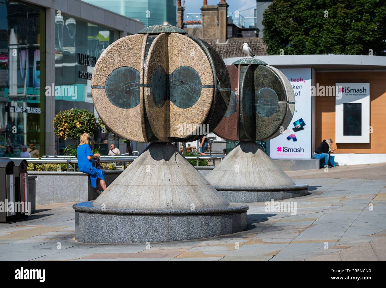 Outside churchill square brighton hi-res stock photography and images ... Outside churchill square brighton hi-res stock photography and images ...