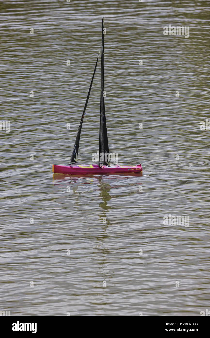 International One Metre model sailing boat Stock Photo - Alamy