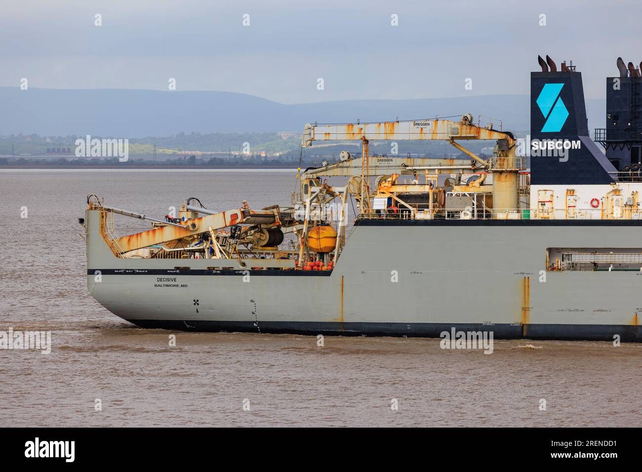 Cable laying vessel Decisive heading in to Avonmouth docks Stock Photo ...
