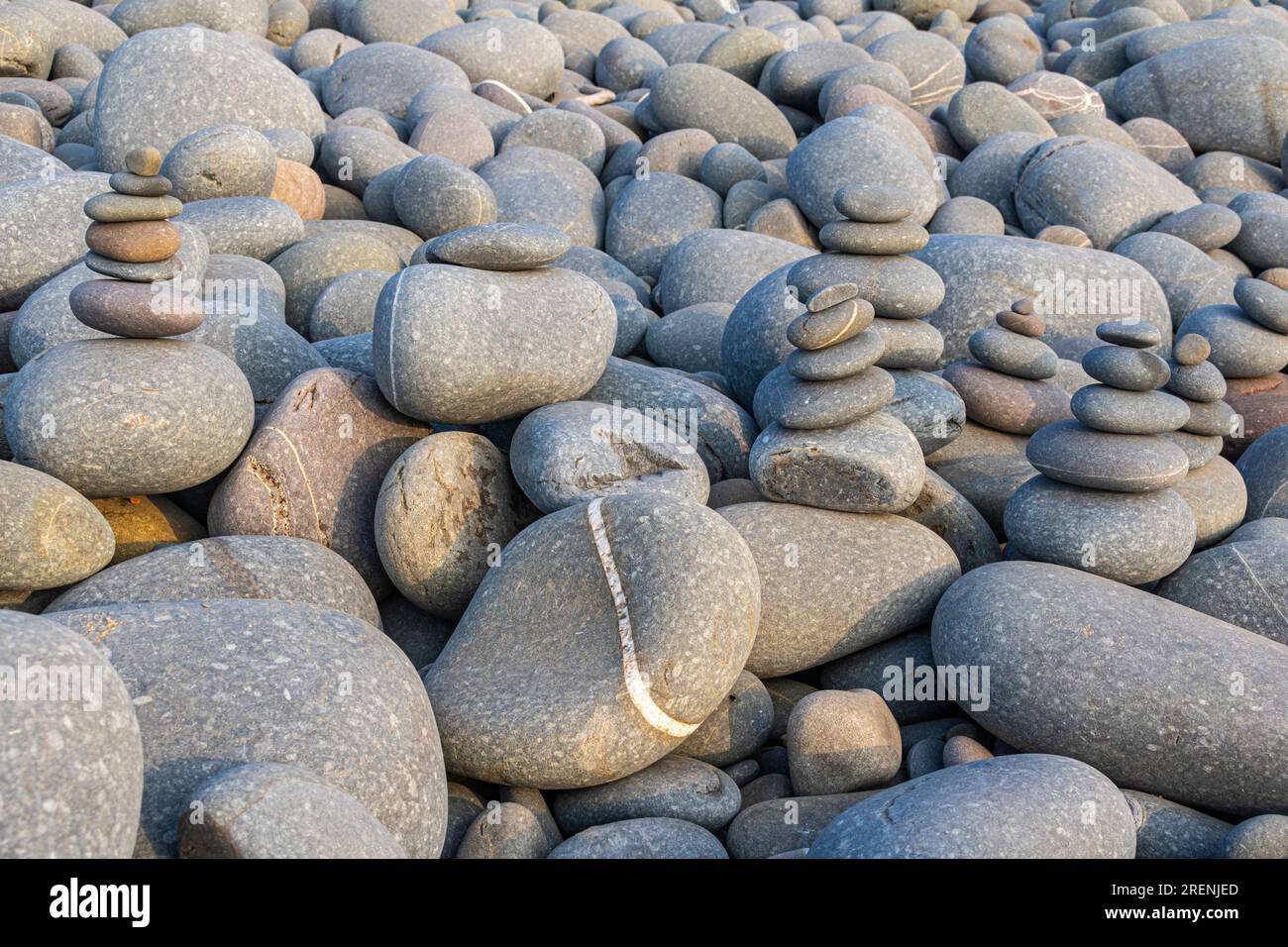 Pebble Pattern on the Pebble Ridge at Northam Beach Just Before High ...
