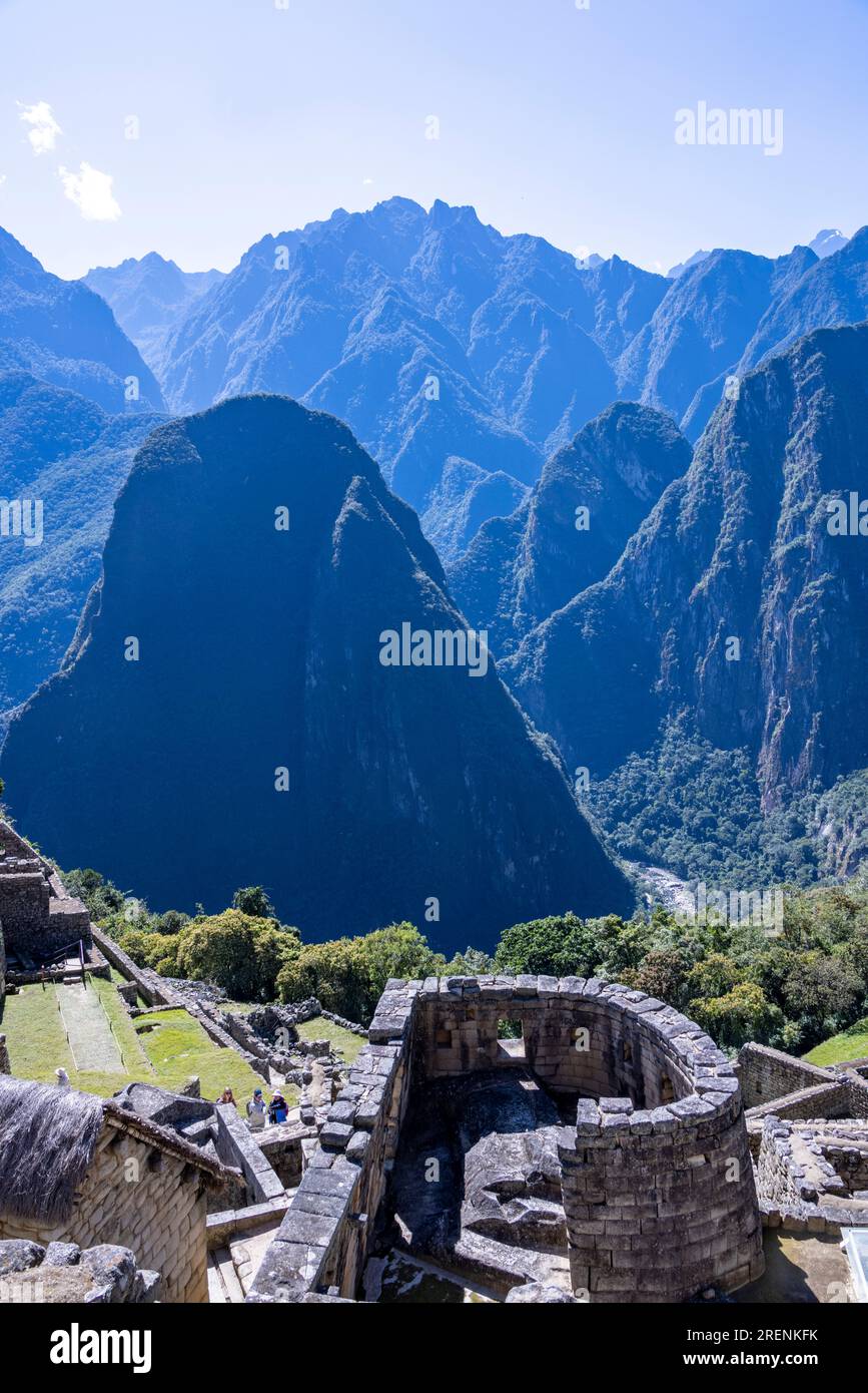 Temple of the Sun, also called El Torreón (The Tower), Machu PIcchu ...