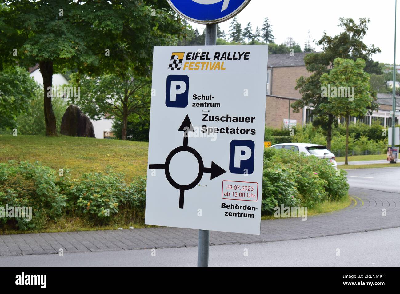 Parking instructions sign at the main street in Daun during the Rallye ...