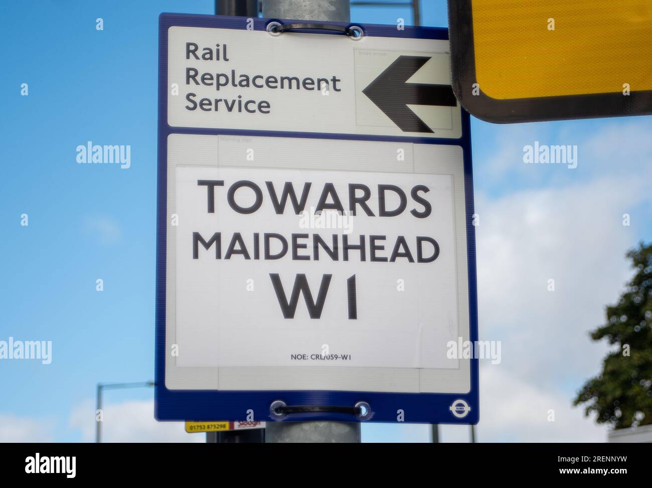 Slough train station elizabeth line hi-res stock photography and images ...