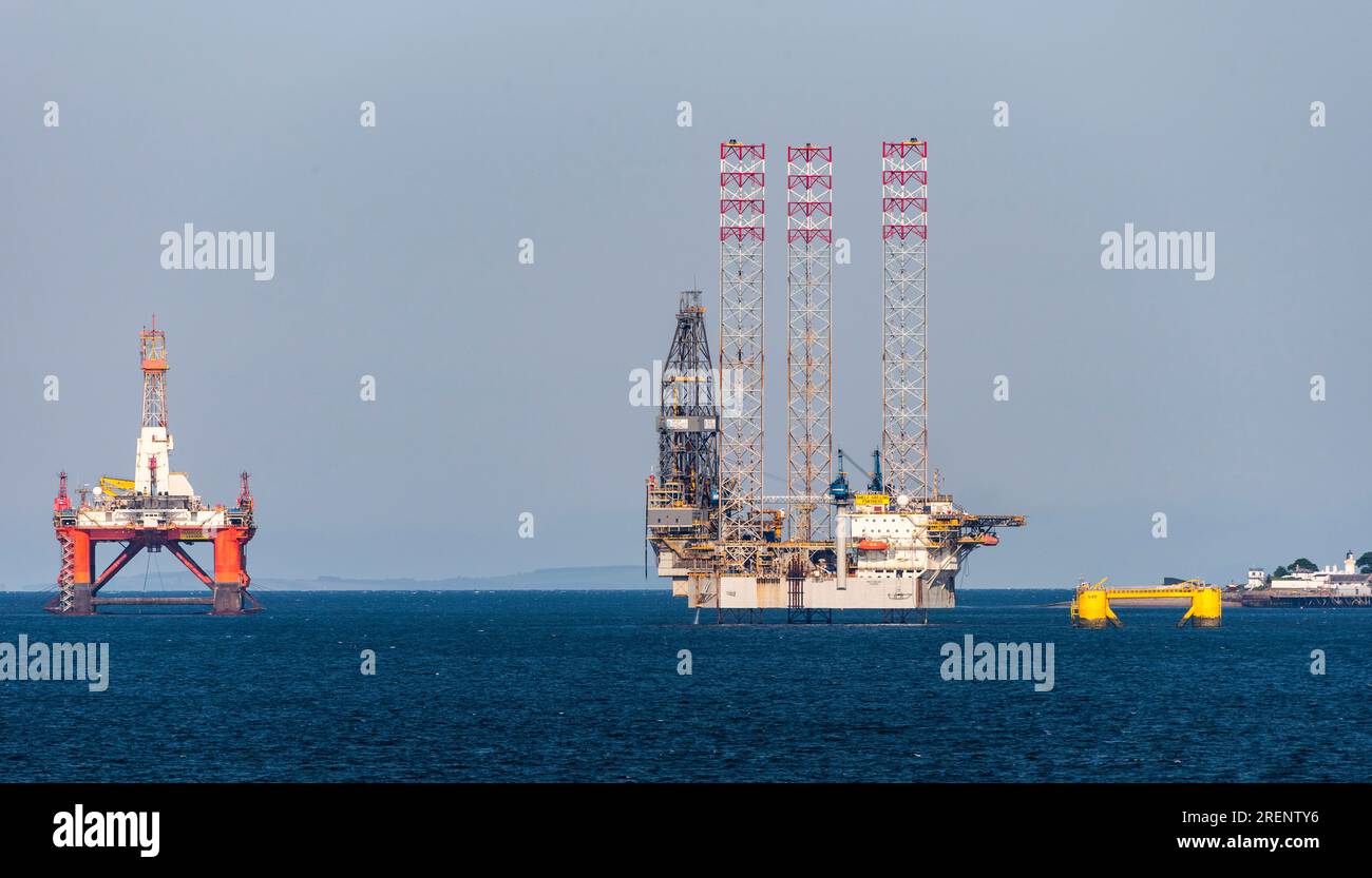 Jack ups drilling hi-res stock photography and images - Alamy