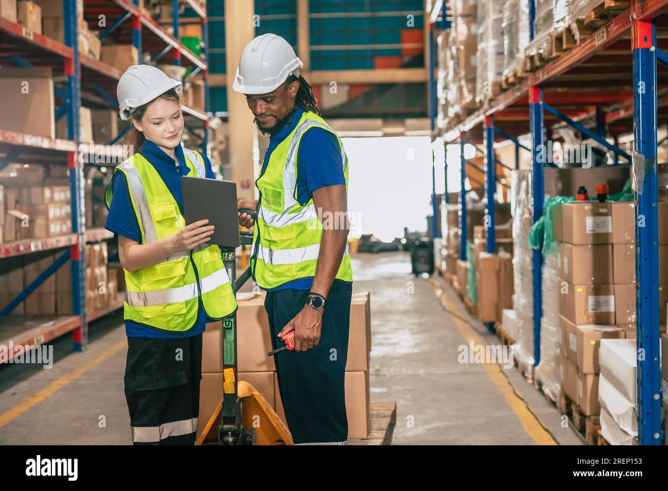 warehouse worker couple team friend working together supervisor help ...