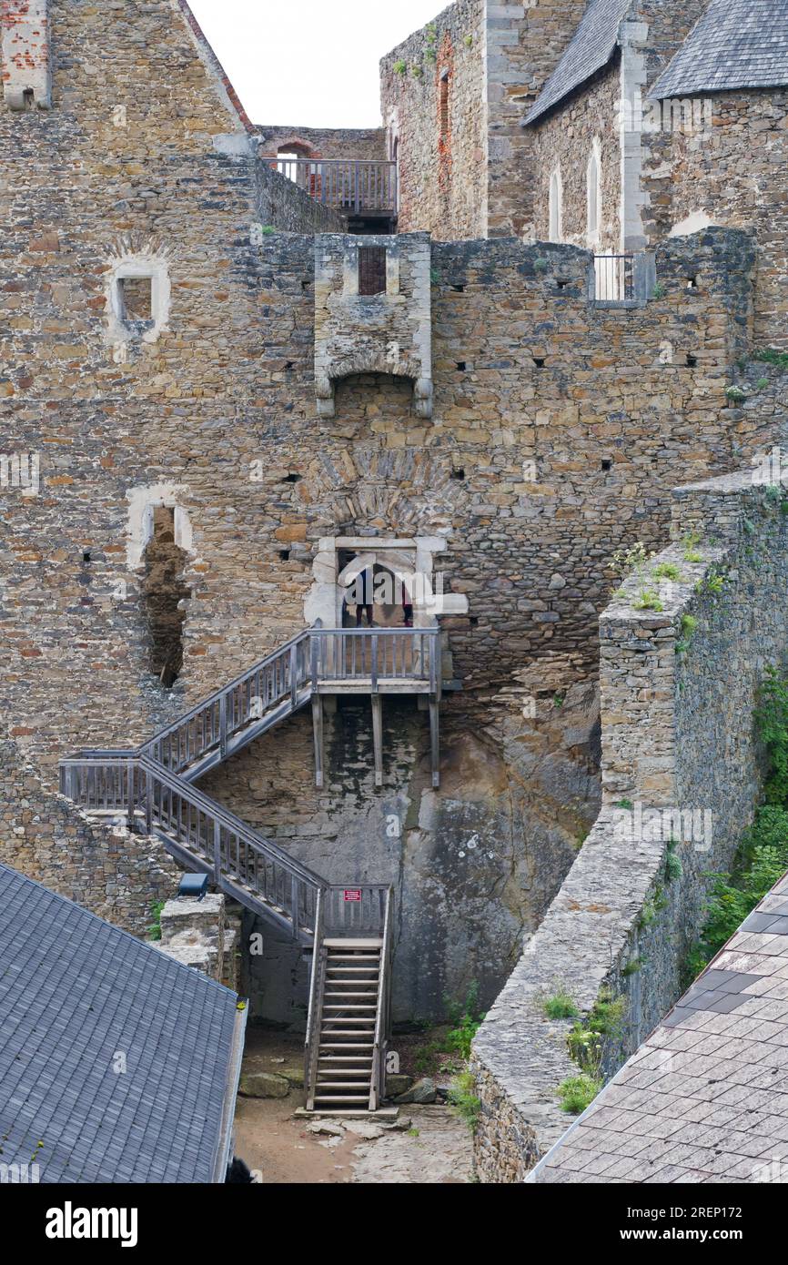 Ruine aggstein hi-res stock photography and images - Alamy