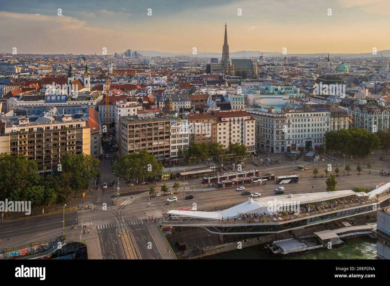 Vienna tourist city hi-res stock photography and images - Alamy