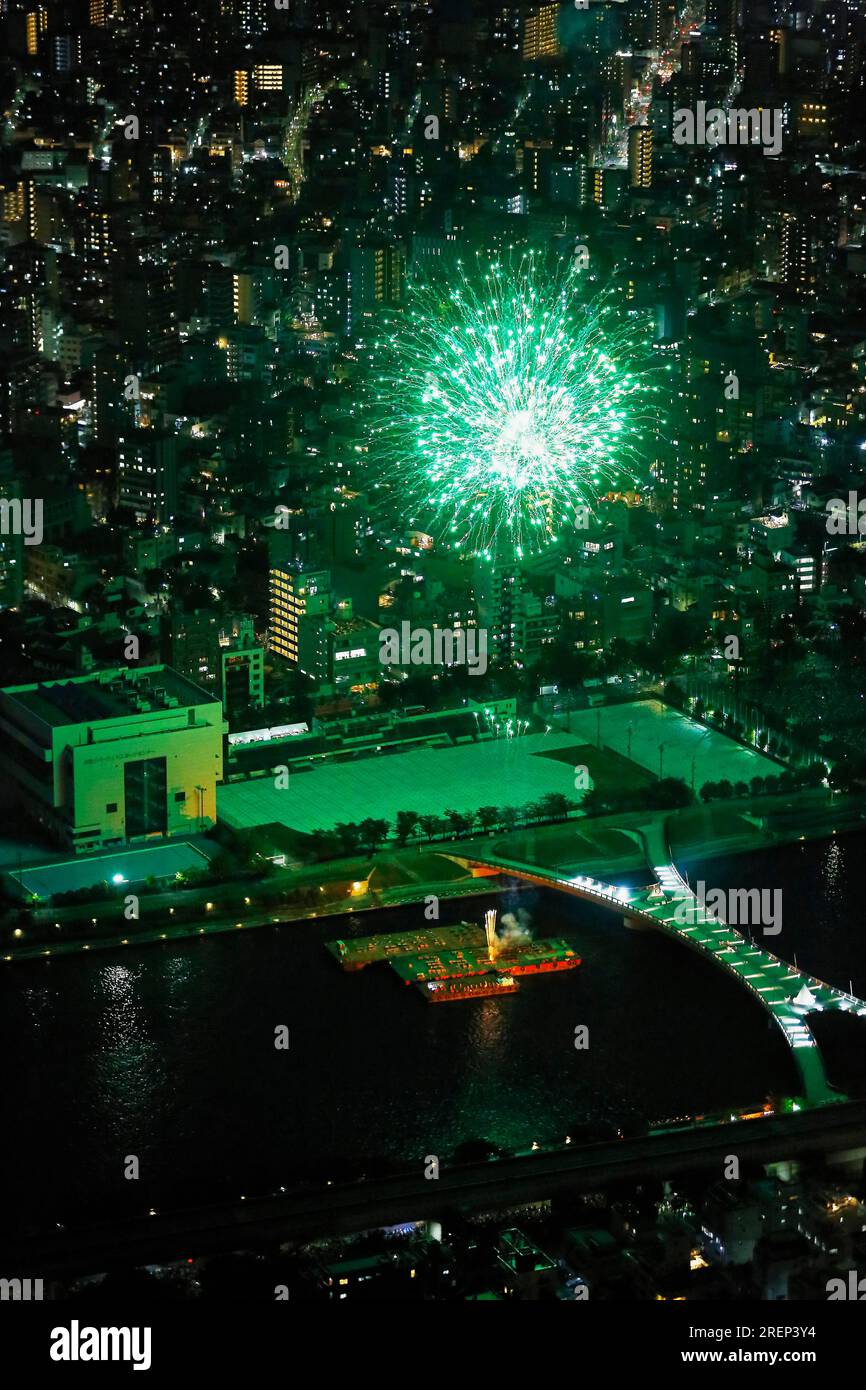 Sumidagawa fireworks festival hi-res stock photography and images - Alamy