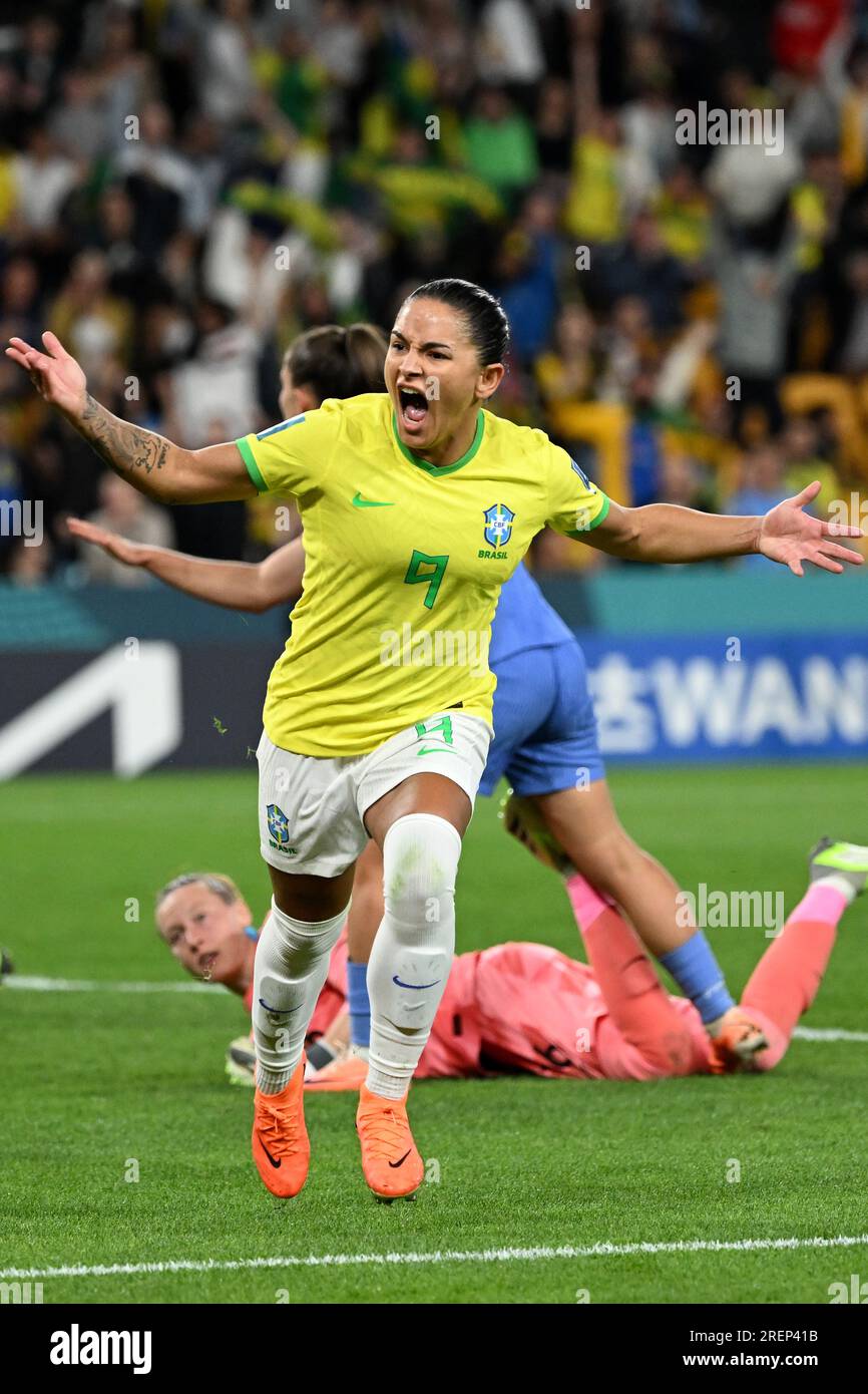 Brisbane, Australia. 29th July, 2023. Debinha of Brazil celebrates ...