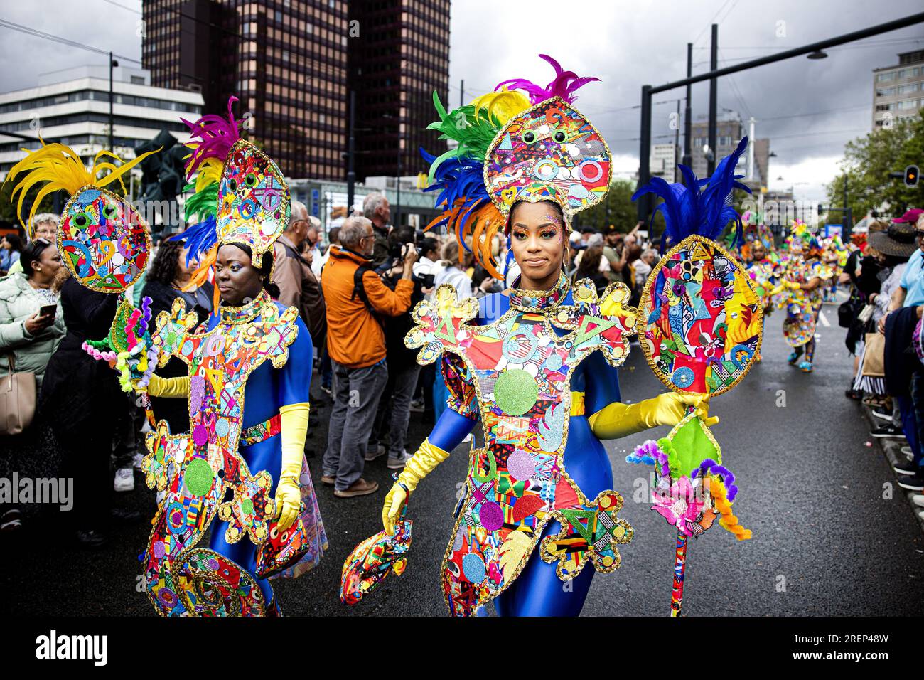 ROTTERDAM - A colorful procession of dancers, musicians and floats ...