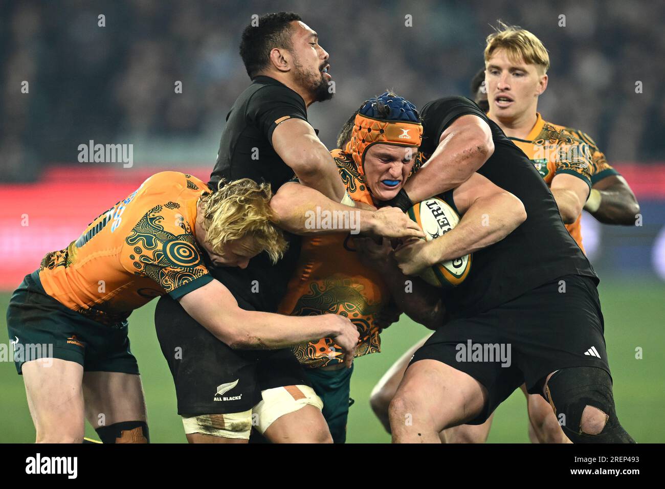 Melbourne, Australia. 29th July, 2023. Tom Hooper of Australia (centre ...