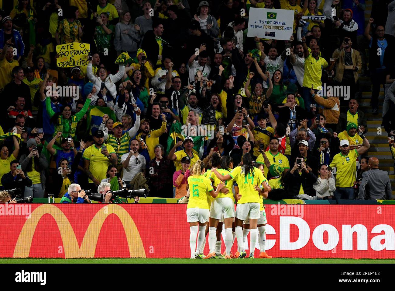 Brisbane, Australia. 29th July, 2023. Debinha of Brazil celebrates with ...