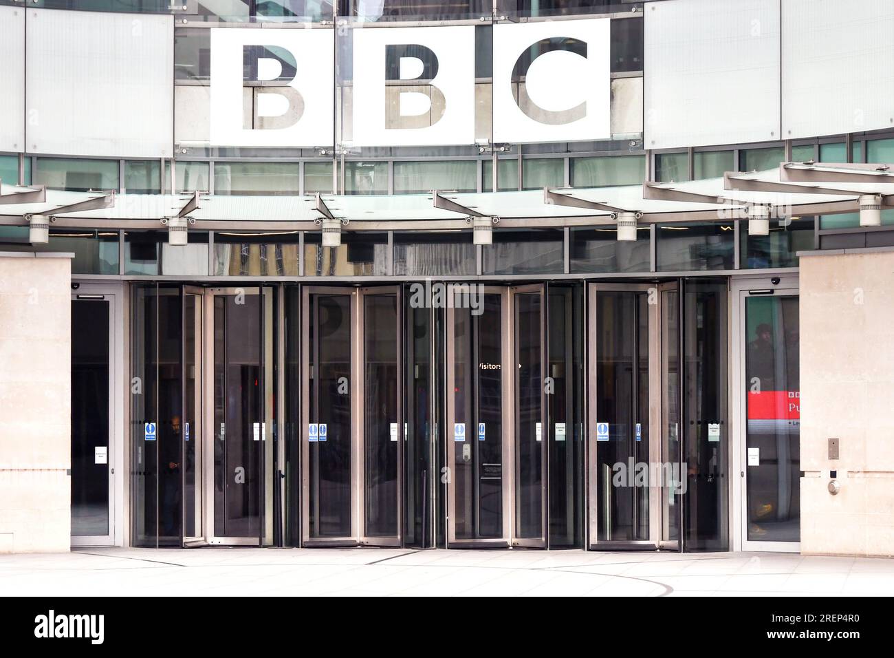 Bbc broadcasting house exterior hi-res stock photography and images - Alamy