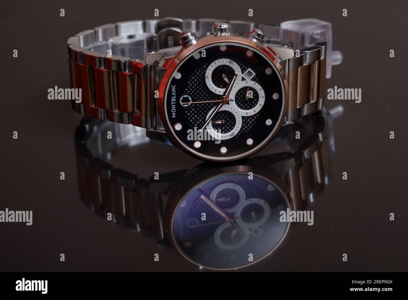 Hand wrist watch clock time designer luxury classic product items in ...