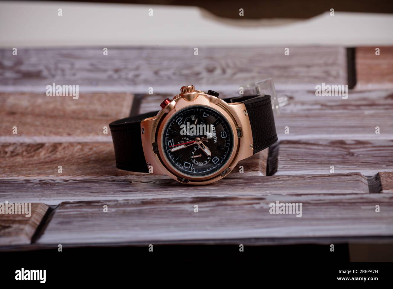 Hand wrist watch clock time designer luxury classic product items in ...