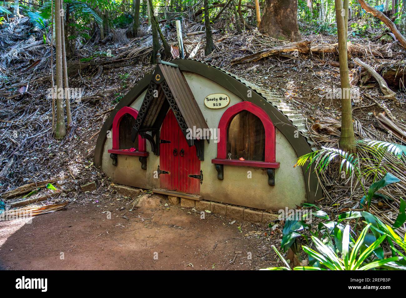 Cute hut in Tamborine Mountain Botanic Gardens in Queensland, Australia ...