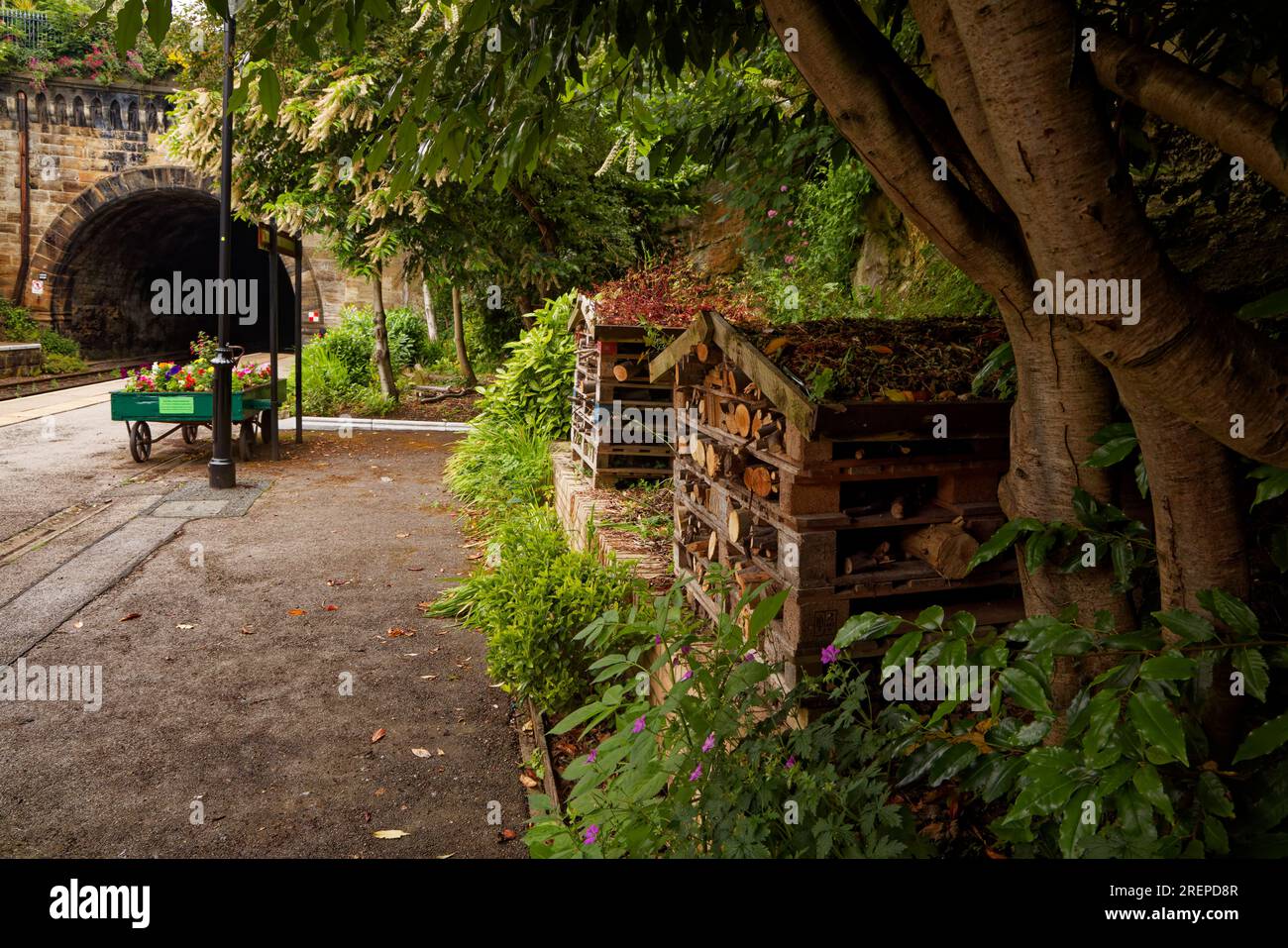 Railway station knaresborough north hi-res stock photography and images ...