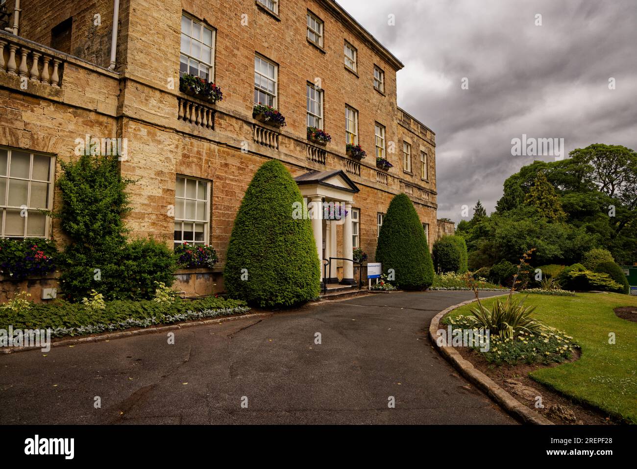 Knaresborough house hi-res stock photography and images - Alamy
