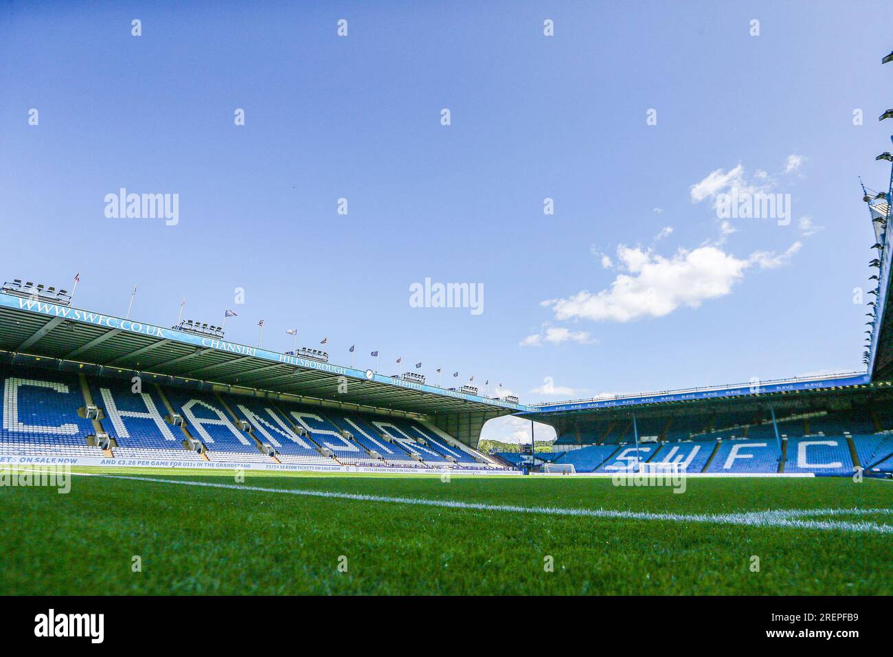 Hillsborough kop hi-res stock photography and images - Alamy